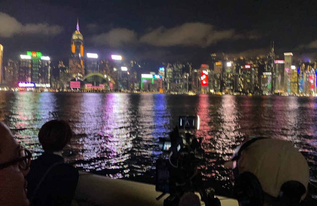 女優 若月佑美さんが行く！BS12「NEXT TRIP ～香港アート旅～」撮影 | 株式会社NAE